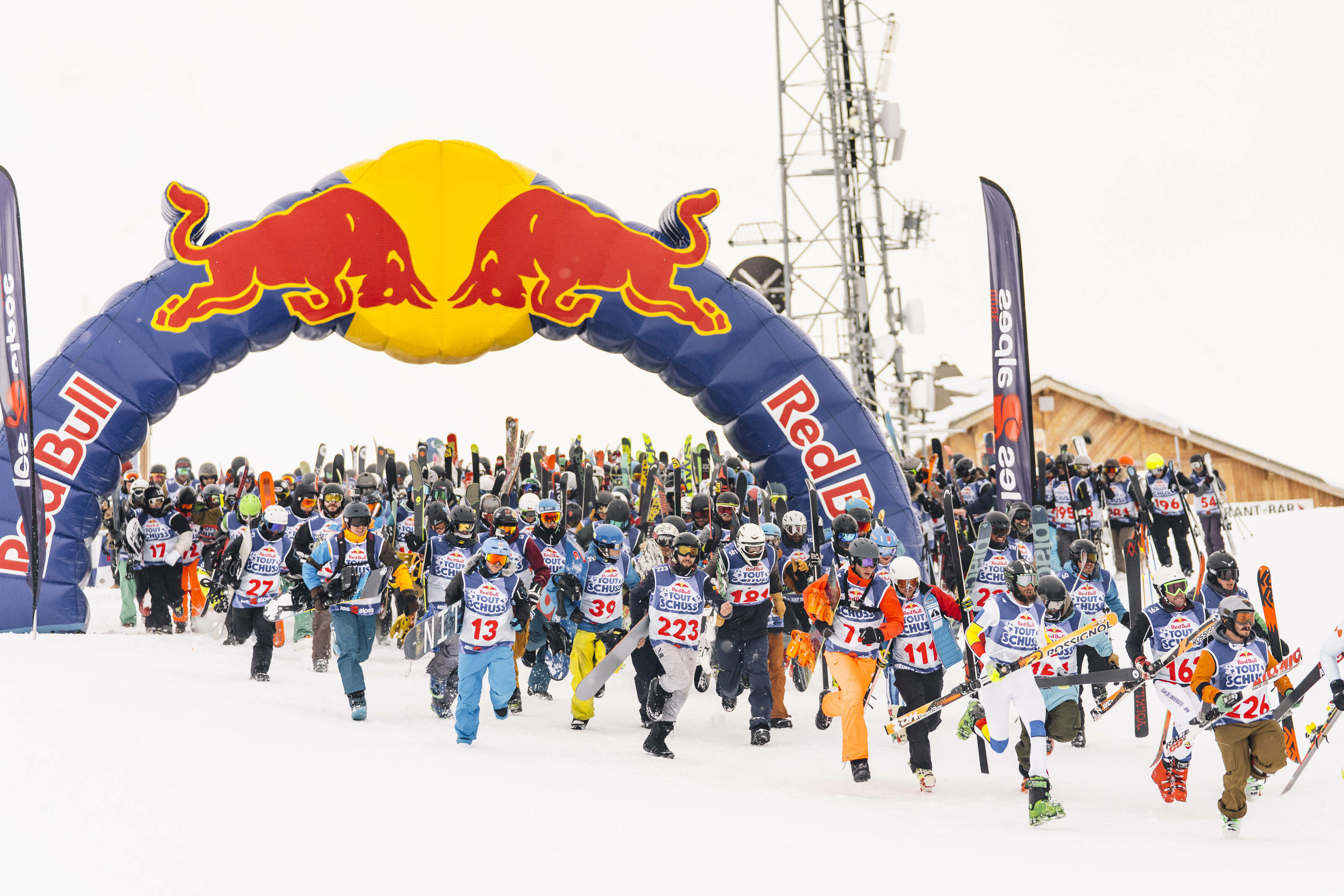 RED BULL TOUT SCHUSS | Glisse - Ski | 6 avril 2019 à MORZINE